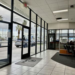 BAKERSFIELD MITSUBISHI - Updated December 2025 - 15 Photos & 88 Reviews ...