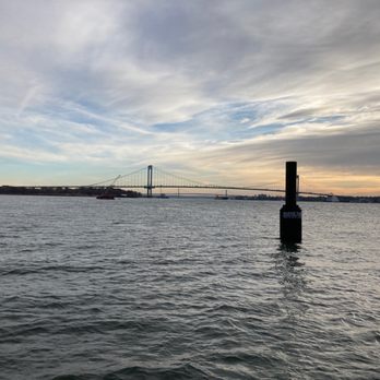 CLASON POINT PARK - Updated October 2025 - 18 Photos - Clason Point ...