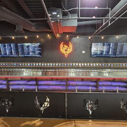 THE PHOENIX TAPROOM & KITCHEN - Updated December 2024 - 34 Photos & 11 ...