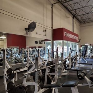 AUBURN RACQUET & FITNESS CLUB - Updated May 2024 - 15 Photos & 85 ...
