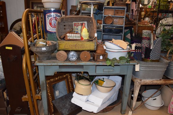 PARAMOUNT ANTIQUE MALL - 270 Photos & 12 Reviews - Antiques - 13200 W ...