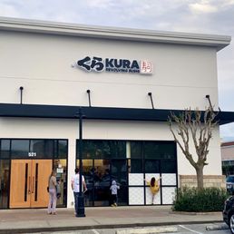 KURA REVOLVING SUSHI BAR - Updated July 2025 - 225 Photos & 127 Reviews ...