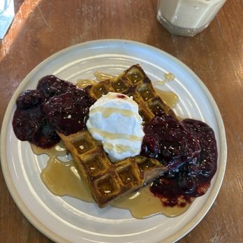 BELLDEN CAFE - Updated June 2025 - 1013 Photos & 652 Reviews - 10527 ...