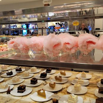 TOUCAN CHARLIE’S BUFFET & GRILLE - Updated May 2024 - 2843 Photos ...