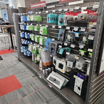 CSUN CAMPUS STORE - Updated October 2025 - 30 Photos & 28 Reviews ...