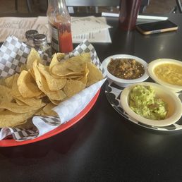 HOPS & DOUGH TAPROOM - Updated October 2025 - 33 Photos & 26 Reviews ...