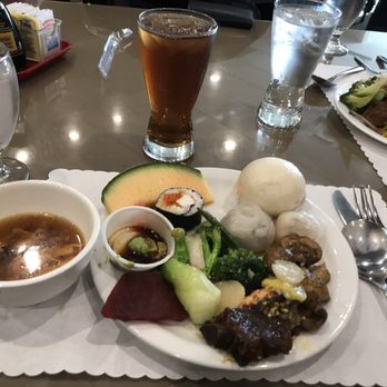 BUFFET YANGTZE - Updated December 2025 - 35 Photos & 71 Reviews - 4190 ...