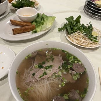 PHO 20 - Updated January 2026 - 172 Photos & 258 Reviews - 2101 ...