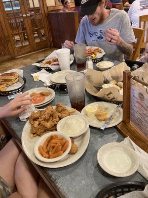 ELIJAH’S CAFE - Updated October 2025 - 80 Photos & 99 Reviews - 201 W ...