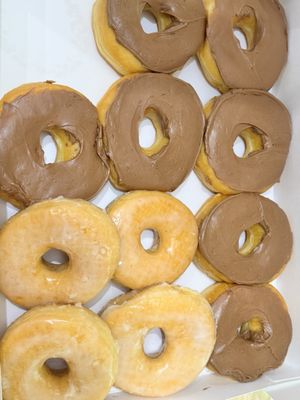 HOLY MOLY DOUGHNUTS - Updated October 2025 - 20 Photos & 13 Reviews ...