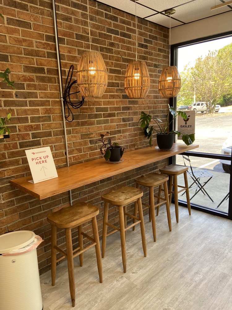 GOOD VIBES JUICE BAR - Updated June 2024 - 17 Photos - 405 W Main St ...