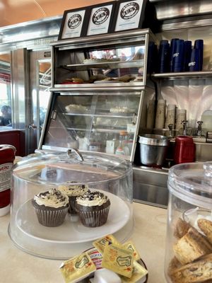 AGAWAM DINER - 69 Photos & 212 Reviews - 166 Newburyport Tpke, Rowley ...