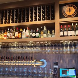 COOPER’S HAWK WINERY & RESTAURANT- AVON - Updated February 2025 - 355 ...