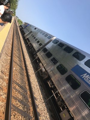 METRA METROPOLITAN RAIL ROSELLE STATION - 15 Photos - 540 E Irving Park ...