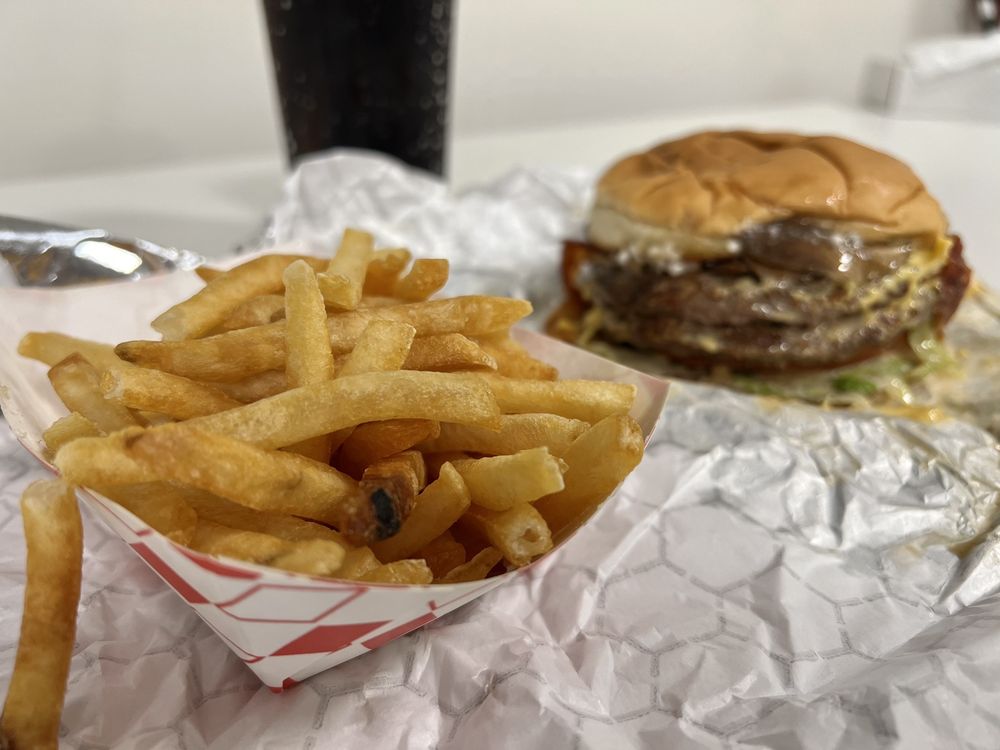 BURGERMASTER - Updated December 2024 - 440 Photos & 620 Reviews - 10606 ...