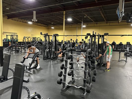 ZOO HEALTH CLUB - Updated October 2025 - 17 Photos - 300 Main St ...