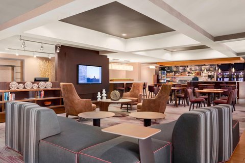 COURTYARD BY MARRIOTT SPRINGFIELD - Updated September 2025 - 50 Photos ...