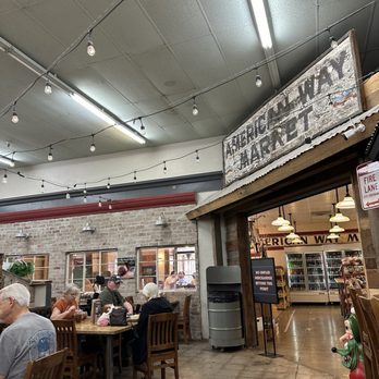 MERCHANT SQUARE ANTIQUE MARKETPLACE - Updated April 2025 - 585 Photos ...