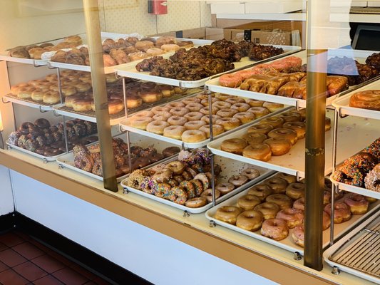 FRESH DONUT & DELI - Updated December 2025 - 279 Photos & 429 Reviews ...