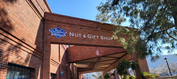 BLUE DIAMOND - Updated July 2025 - 190 Photos & 76 Reviews - 1701 C St ...