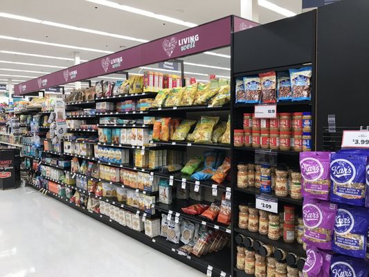 VG’S GROCERY - Updated September 2024 - 32 Photos & 10 Reviews - 1390 N ...