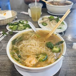 PHO 45 - Updated December 2025 - 1286 Photos & 1330 Reviews - 12810 La ...