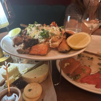 EPIQUE RESTAURANT - Updated December 2025 - 338 Photos & 207 Reviews ...