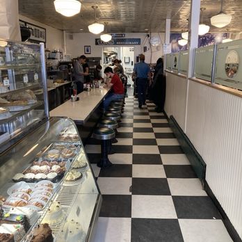 LOU’S RESTAURANT & BAKERY - Updated December 2025 - 255 Photos & 450 ...