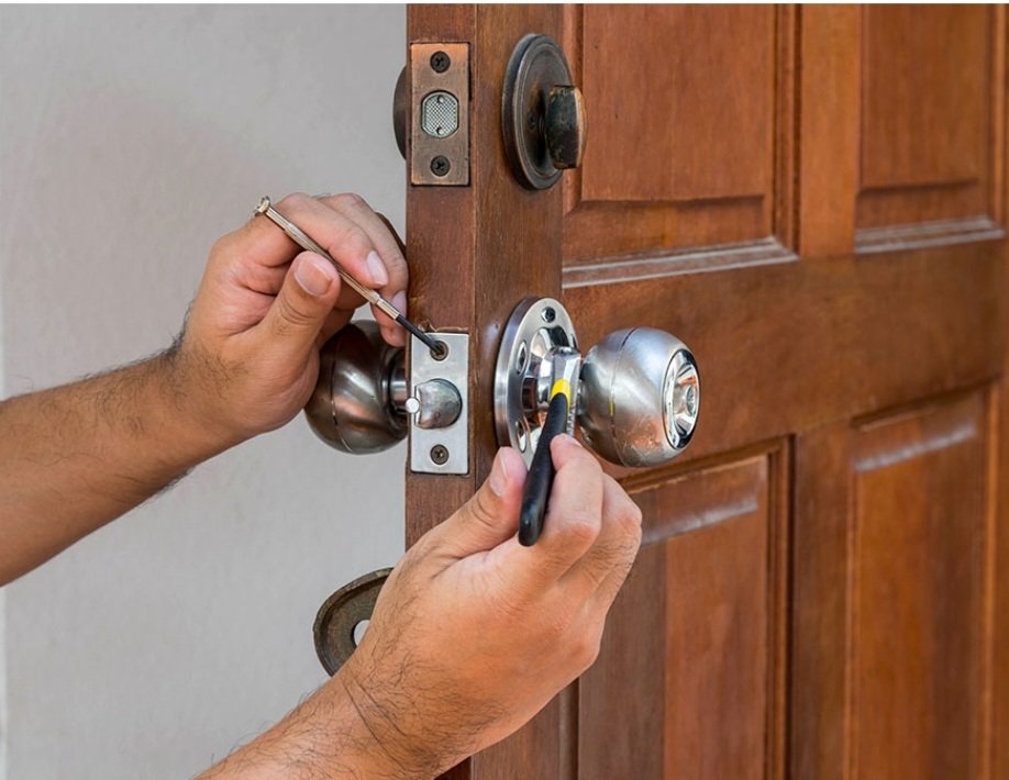 AREX LOCKSMITH - Updated May 2025 - Request a Quote - Toronto, Ontario ...