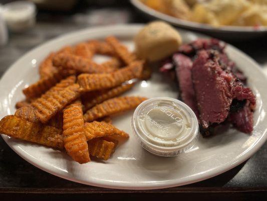 FLAT CREEK - Updated January 2026 - 63 Photos & 65 Reviews - 215 S E St ...