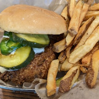 FARM BURGER - MIDTOWN ATLANTA - Updated May 2024 - 105 Photos & 102 ...