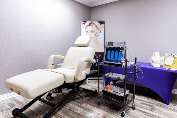 ABSOLUTELY FABULOUS SPA - 27 Photos & 52 Reviews - 8765 Stockard Dr ...