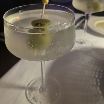 RAVYN & ROBYN - Updated August 2024 - 219 Photos & 208 Reviews - 301 ...