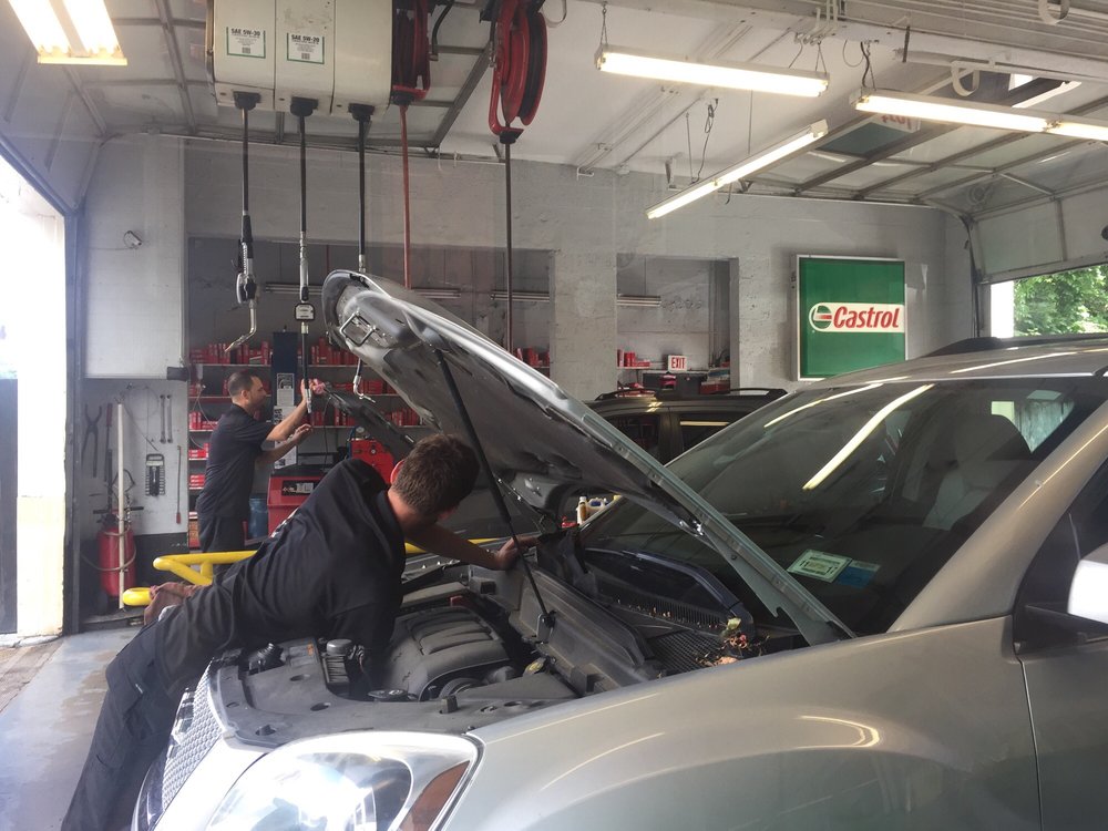 MINIT LUBE - Updated December 2025 - 10 Reviews - 413 Main St, Danbury ...