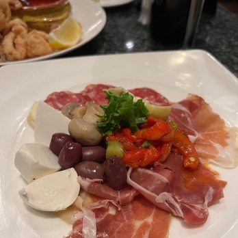 MANETTA’S RISTORANTE - 481 Photos & 463 Reviews - 1076 Jackson Ave ...