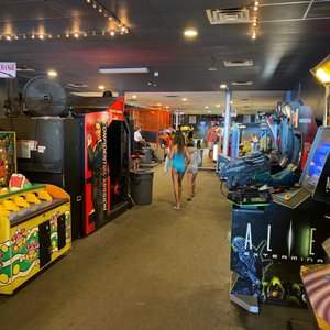 PLAYCADE ARCADE - Updated August 2025 - 72 Photos & 36 Reviews - 2629 ...