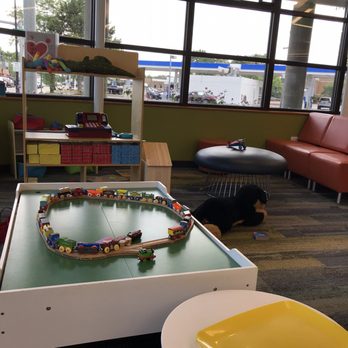 LINCOLNWOOD PUBLIC LIBRARY - Updated January 2026 - 19 Photos & 19 ...