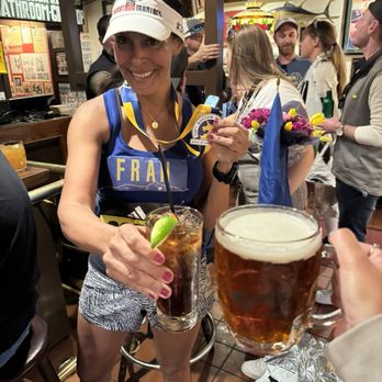 CHEERS - Updated July 2024 - 2631 Photos & 1217 Reviews - 84 Beacon St ...