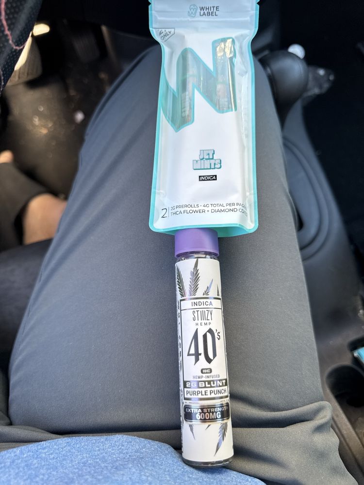 ISSA VIBE SMOKE SHOP - Updated October 2025 - 35 Photos - 34636 County ...