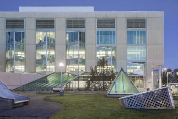 KAISER PERMANENTE CAPITOL HILL MAIN BUILDING - Updated December 2025 ...