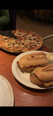 WILLOWS PIZZA & RESTAURANT - 63 Photos & 77 Reviews - Pizza - 740 ...