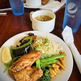 WONDERFUL BUFFET - Updated July 2025 - 223 Photos & 192 Reviews - 4365 ...