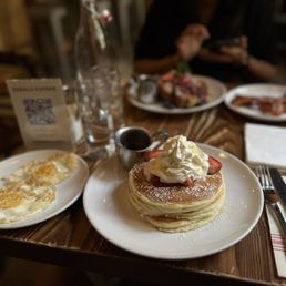 FRIEDMAN’S - Updated July 2024 - 3452 Photos & 3089 Reviews - 132 W ...