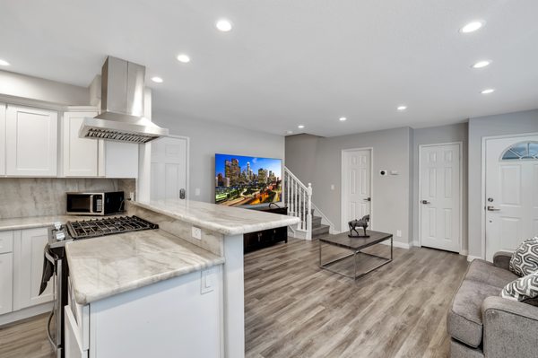 TONI AYALA - CENTURY 21 ALLSTARS - Updated July 2025 - 10 Photos & 14 ...