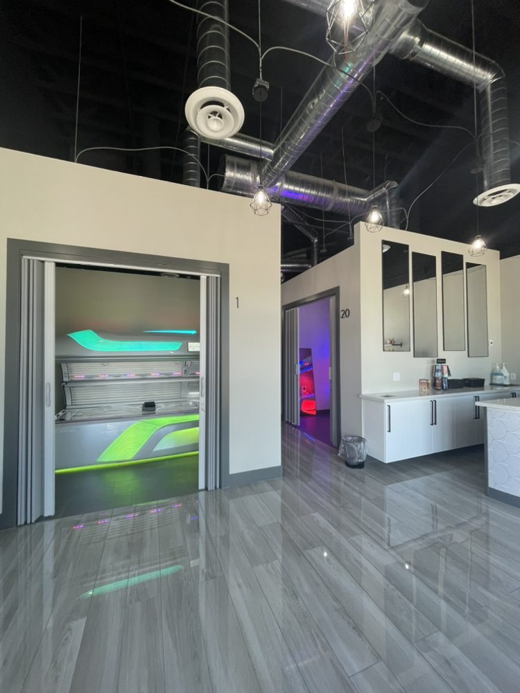 CELEBRITY TANNING - Updated April 2025 - 4727 E Cactus Rd, Phoenix ...