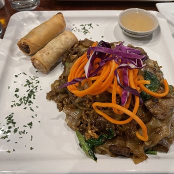 GRATA THAI CUISINE - Updated August 2024 - 72 Photos & 17 Reviews ...
