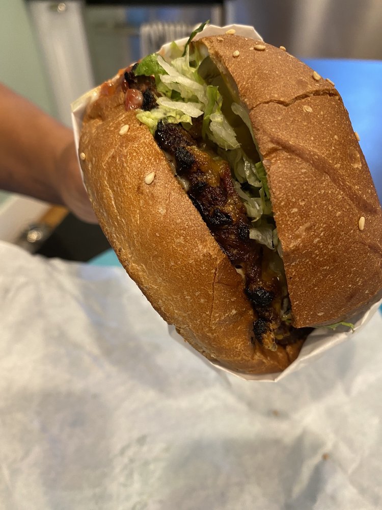 BONGO BURGER - Updated October 2025 - 95 Photos & 287 Reviews - 1839 ...