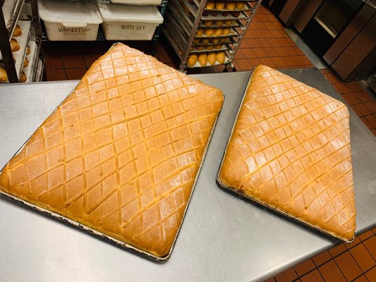 INTERNATIONAL BAKERY - Updated January 2026 - 20 Reviews - 211 N ...