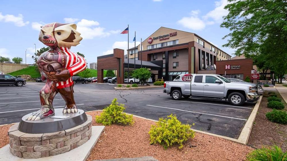 BEST WESTERN PLUS INNTOWNER MADISON - Updated August 2024 - 119 Photos ...