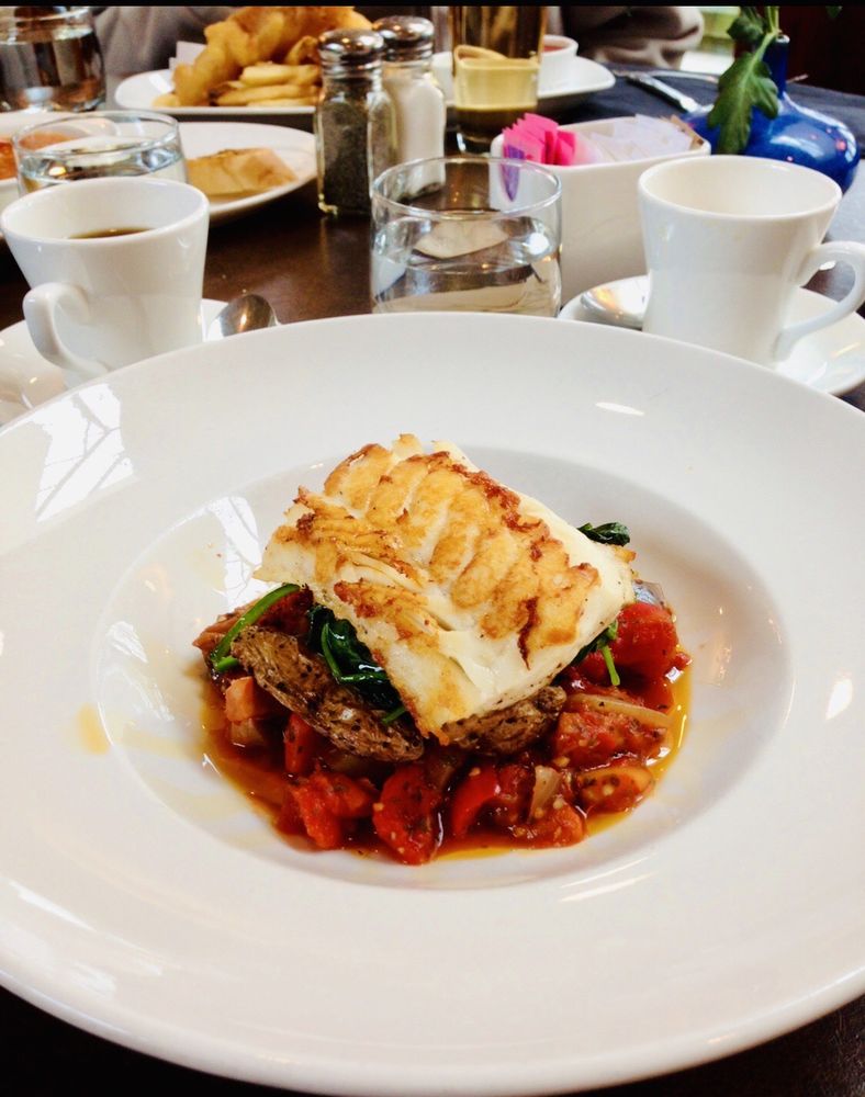 SYLVIA’S RESTAURANT AND LOUNGE - 84 Photos & 89 Reviews - 1154 Gilford ...